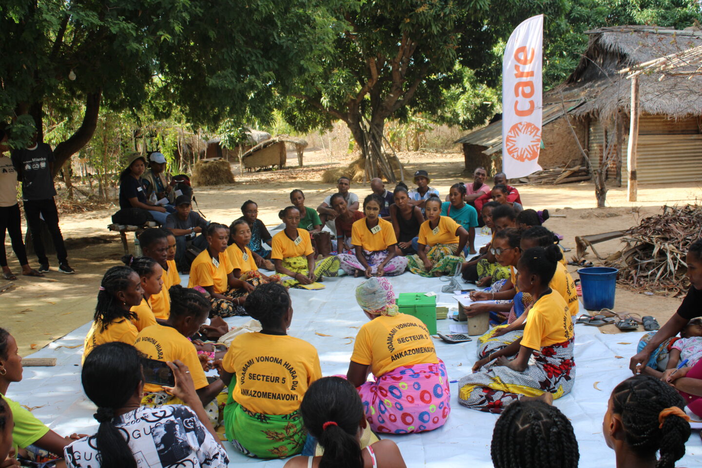 CARE soutient l'autonomie financière des femmes | ONG CARE